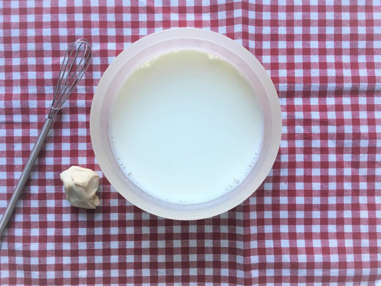 Gâteau du Vully aux lardons- recette suisse