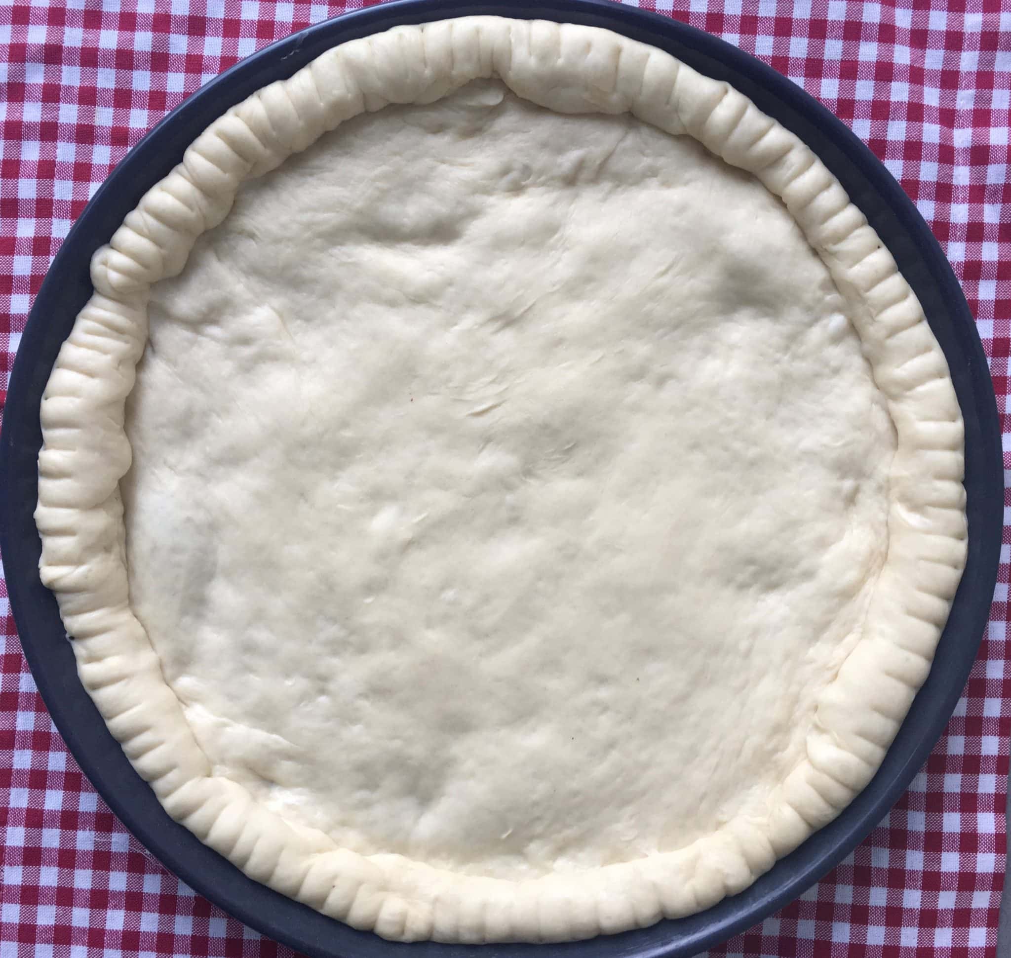 Gâteau du Vully aux lardons- recette suisse